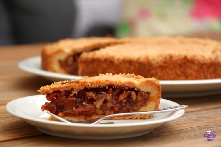 Engadiner Nusstorte Recipe - Swiss Nut Tart | Cakies