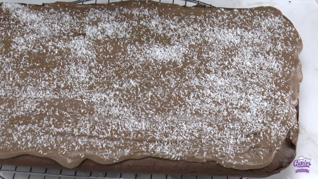 Skúffukaka - A delicious Icelandic Brownie Recipe | Cakies